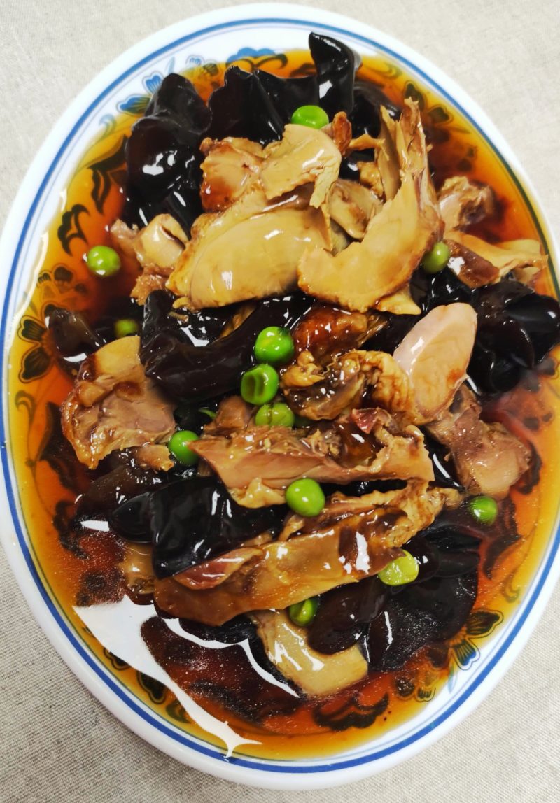 Canard aux Champignons Noirs – Asian Saveurs